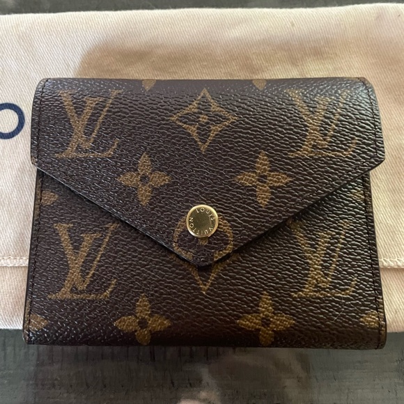 Louis Vuitton | Bags | Louis Vuitton New Authentic Victorine Mono ...